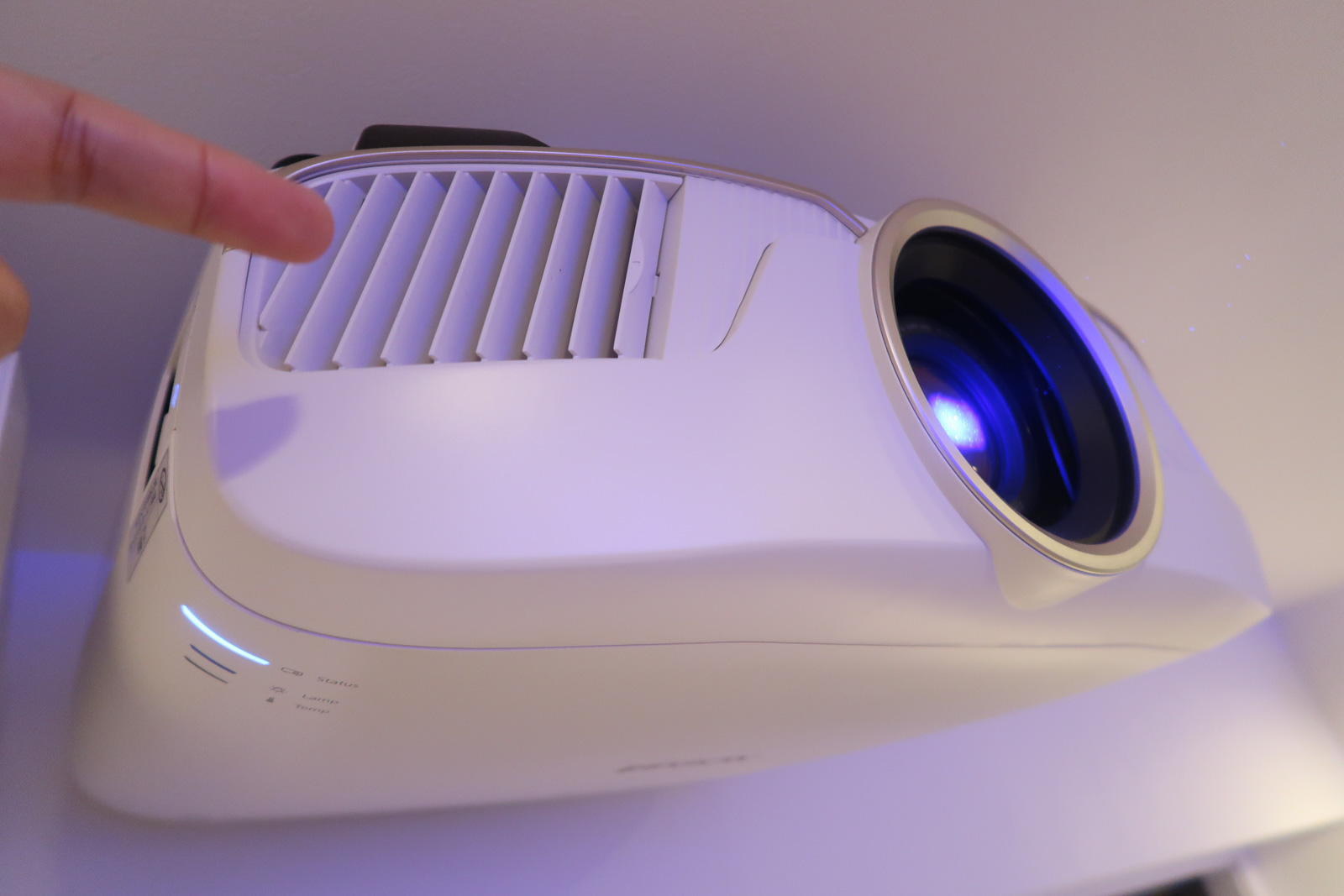 EPSON EH-TW8400 購入レビュー – Shotalog Mono